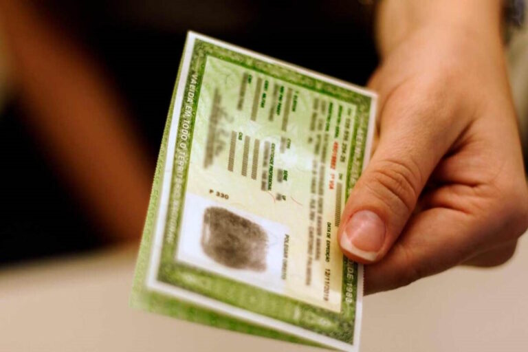 Revolução! Nova Identidade Digital Usa CPF e QR Code para Tudo!